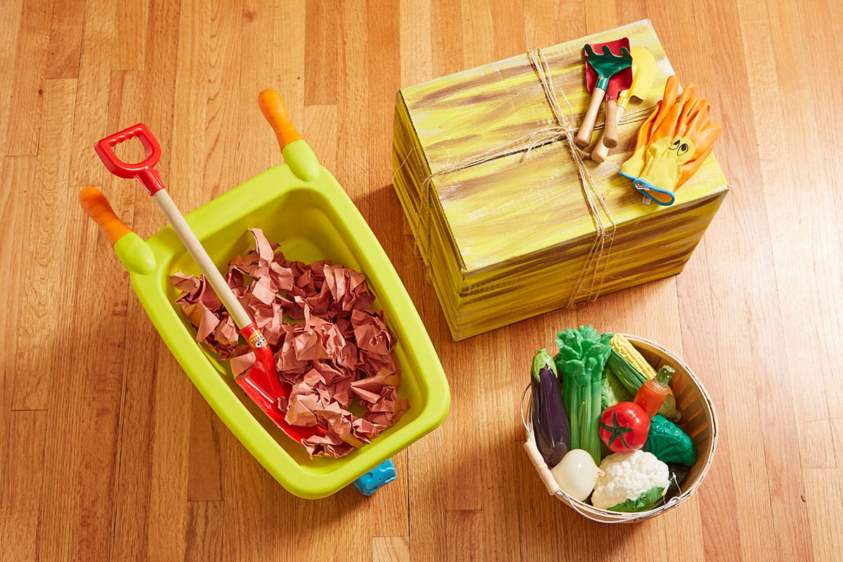 A Little Bit Country: Pretend Play Is Full of Farm-Fresh Fun!