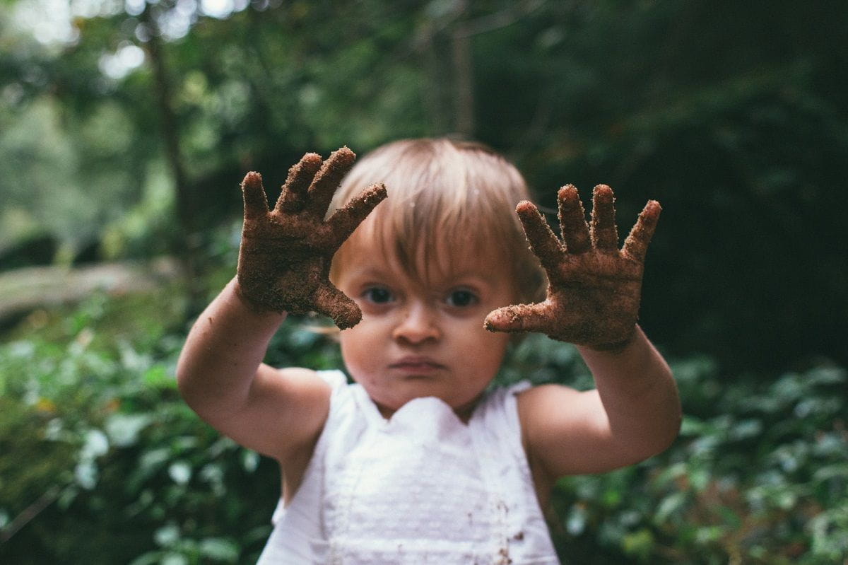 5 Totally Great Games to Play with a Hula Hoop