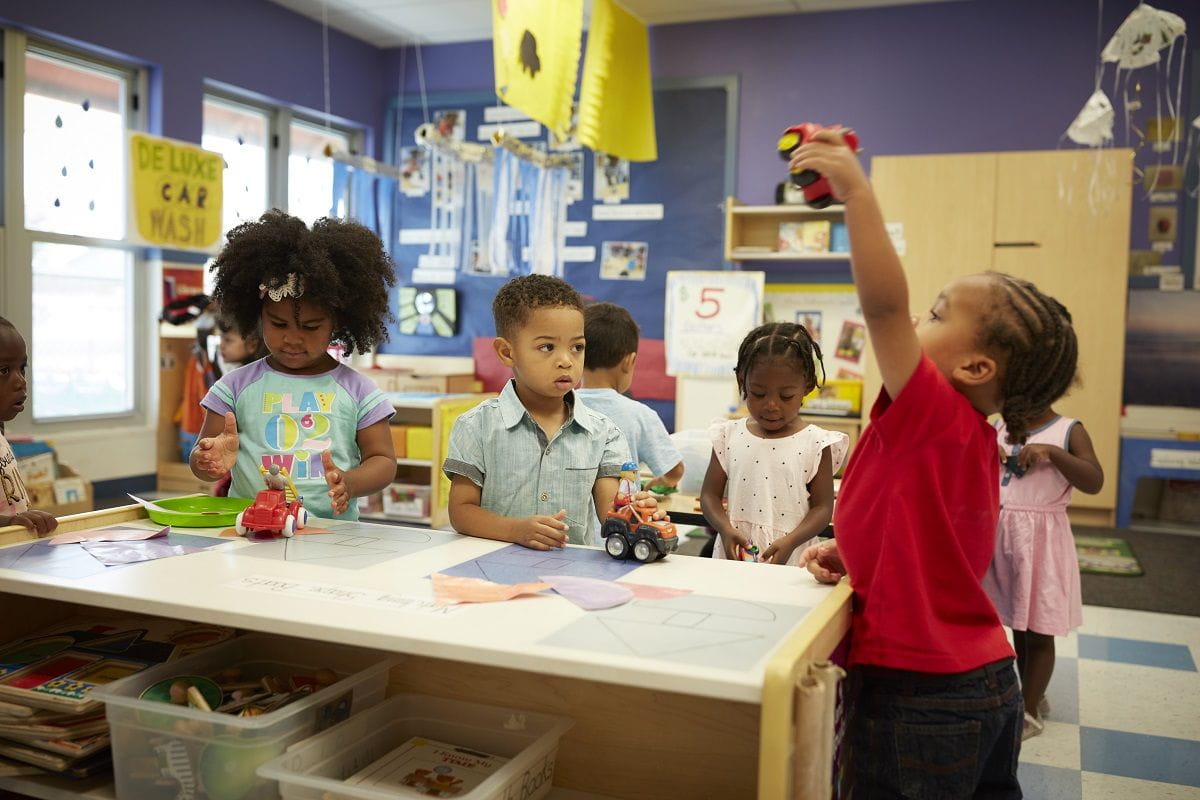 How to Tell if Your Baby Is Left-Handed: Plus 3 Tips to Help Them in a ...